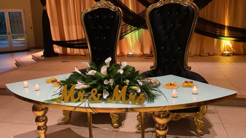 Throne Chair Rentals Double Seater - Classic Events Party Rentals & Decor